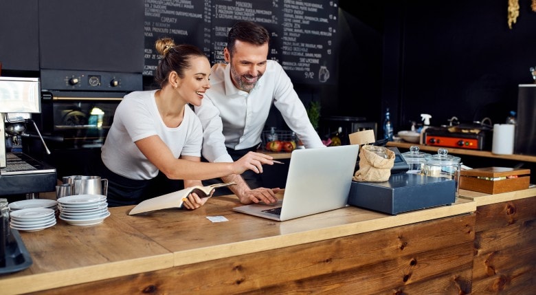 What are Overhead Costs in Business? (With Examples)