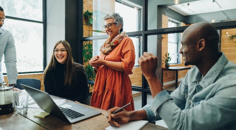 How to Lead a Team Effectively: 9 Best Practices